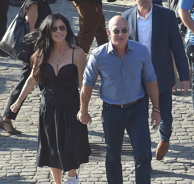 Lauren Sanchez’s Need for More Bodyguards to Keep Megan Away from Bezos ...